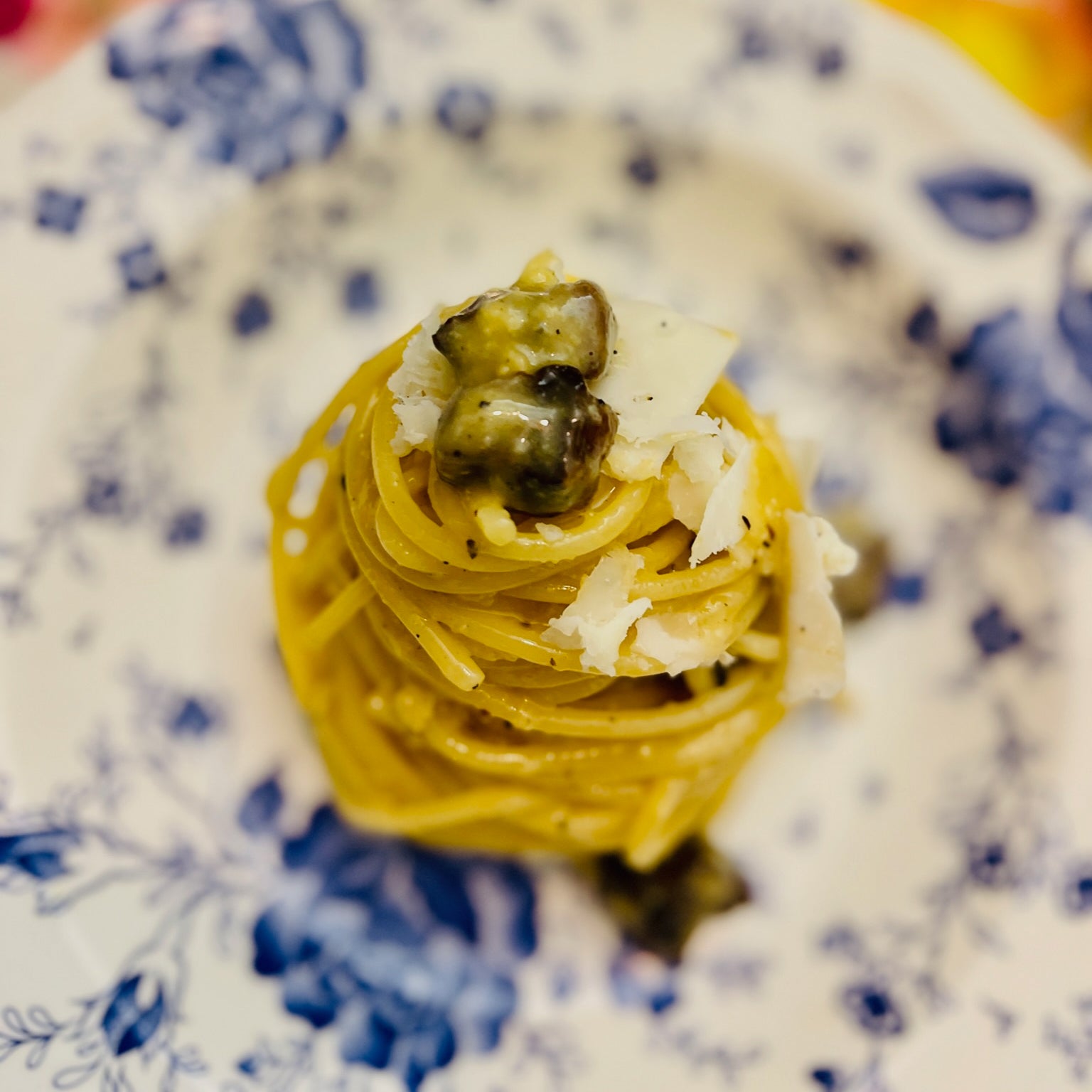 Over Ons – TOPIKÁ